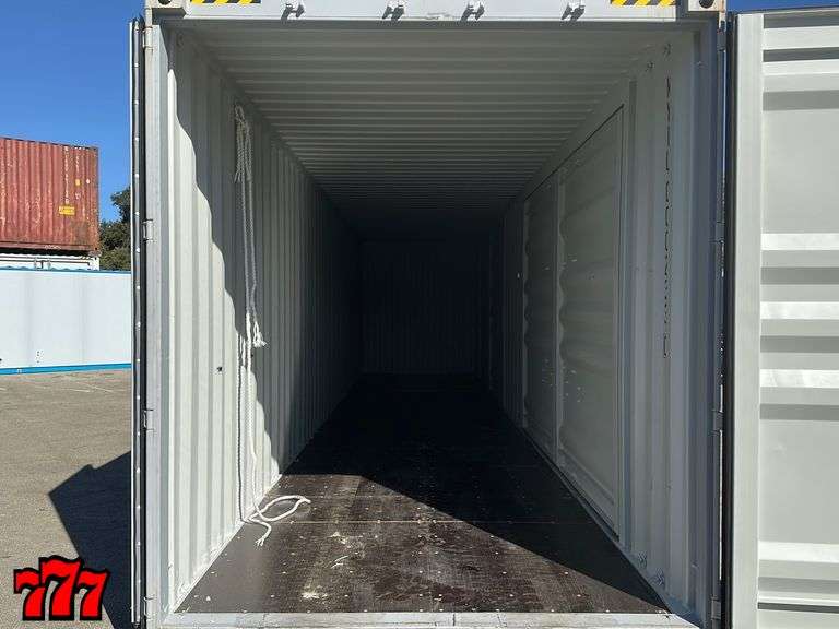 40ft. Container w/ 2 Side Barn Doors & 1 End Barn Door - 777 Auction ...