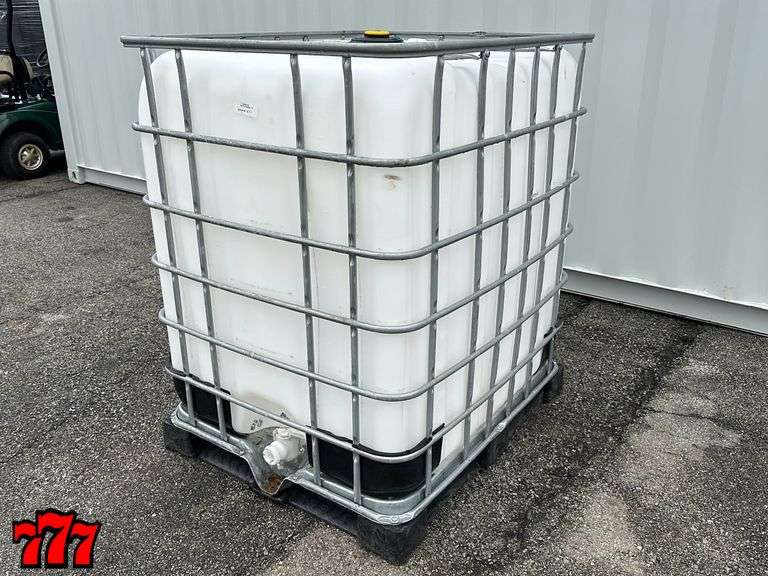 300 Gallon Tote - 777 Auction Company