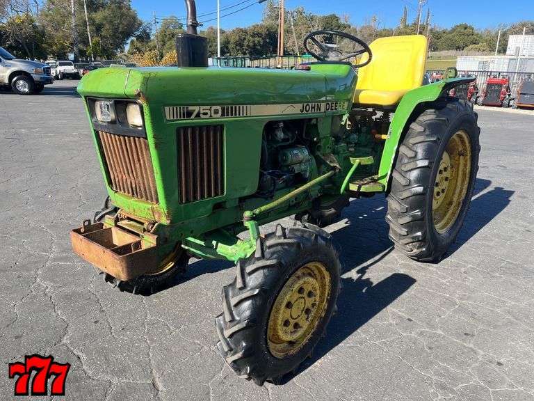 John Deere 750 Tractor 4X4 - 777 Auction Company