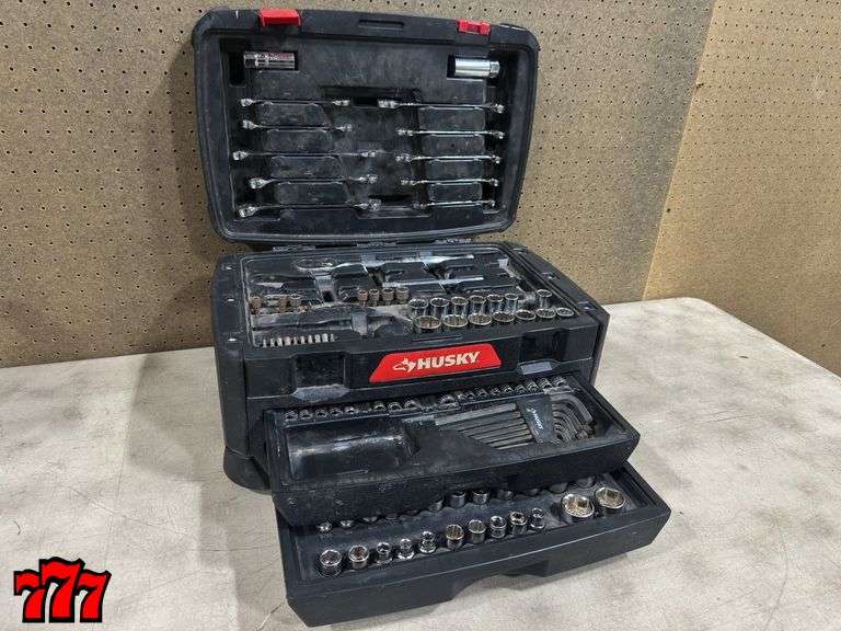 Husky Plastic Tool Box w/Tools - 777 Auction Company