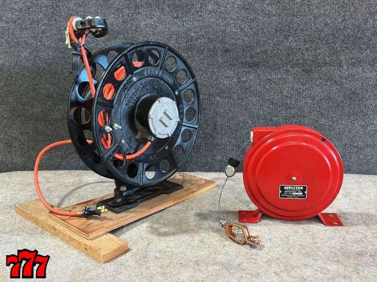 2 Appleton Reel-Lites - 777 Auction Company
