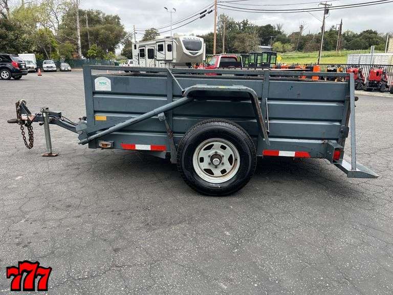 2002 Jacobsen 13’ Hydraulic Drop Down Trailer - 777 Auction Company