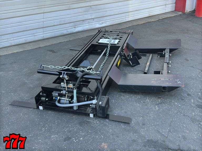 Rampage Motorcycle Power Lift Ramp - 777 Auction Company