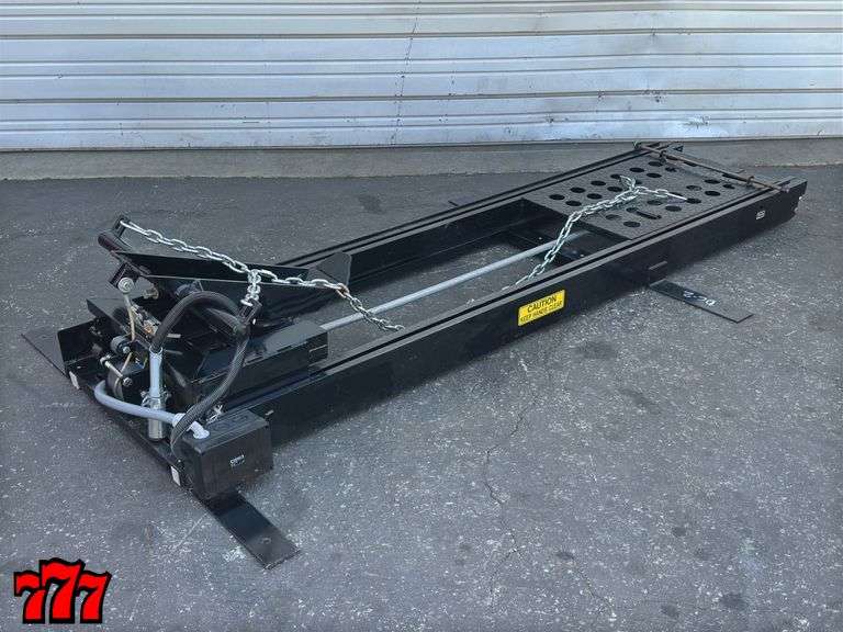 Rampage Motorcycle Power Lift Ramp - 777 Auction Company