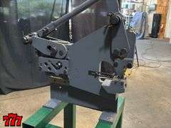 Kaka Combination Shear & Punch - 777 Auction Company