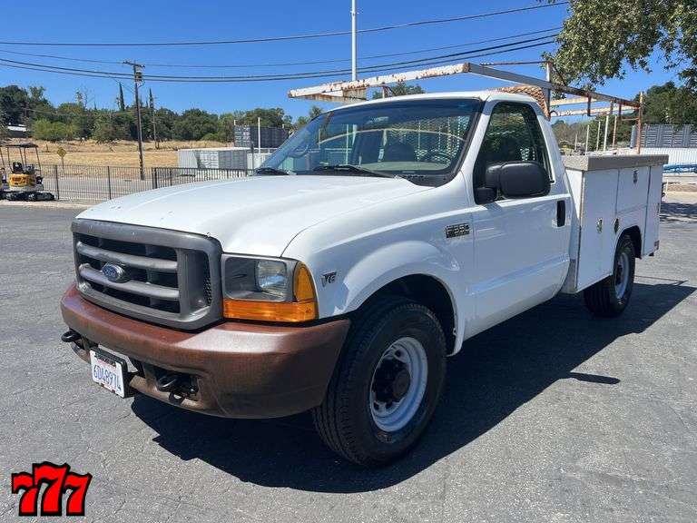 2000 Ford F-350 Utility Truck w/228K Miles - 777 Auction Company