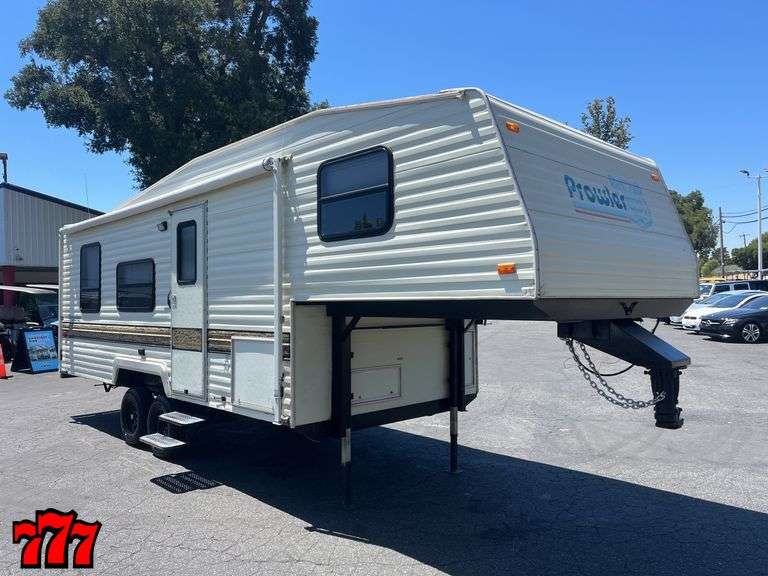 1993 Prowler by Fleetwood 26’ 5th Wheel - 777 Auction Company