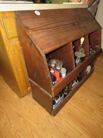 Antique chicken nesting box - AAA Auction and Realty