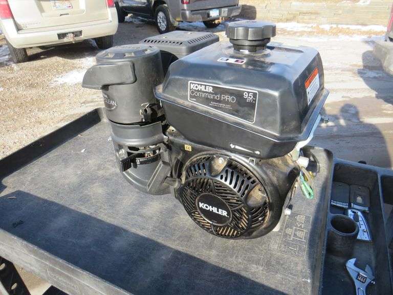 Kohler Command Pro 9.5 HP with a 1" horizontal shaft motor. Started ...