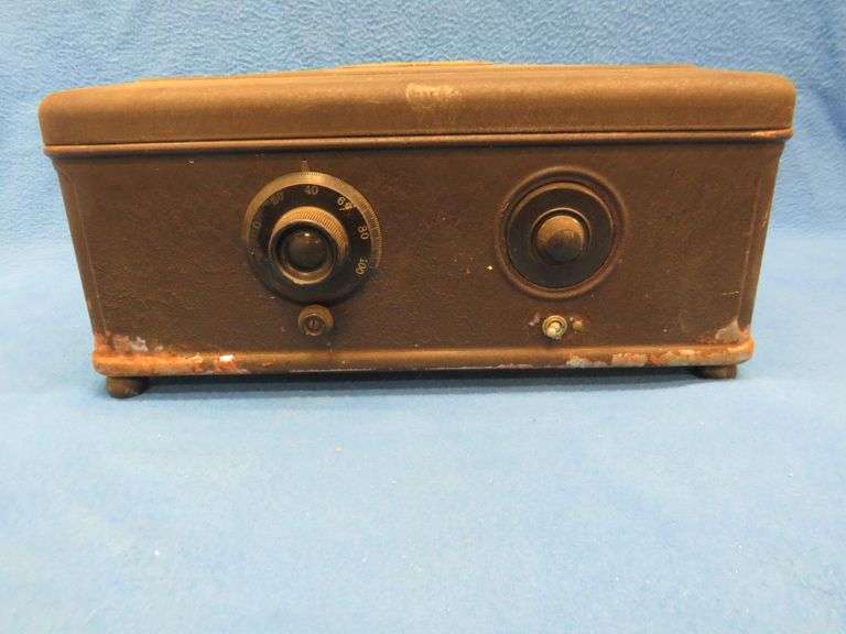 Antique Atwater Kent Model 35 radio for parts or repair - AAA Auction ...