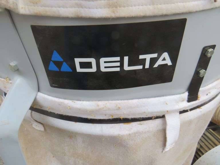 Delta Dust Collector - AAA Auction and Realty
