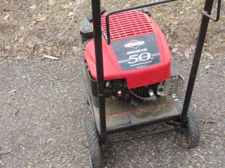 Coleman Powermate 2500 gas generator with compression - AAA Auction and ...