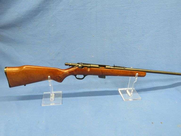 Glenfield Model 20, .22 bolt-action rifle with one magazine. S/N ...