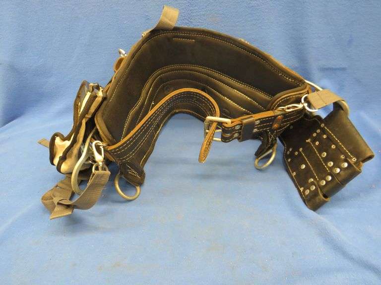 Bashlin safety harness in very good condition - AAA Auction and Realty