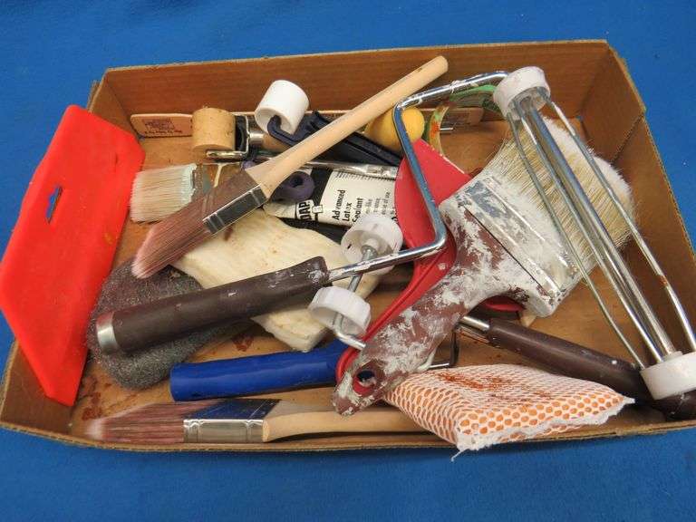 Painting supplies - AAA Auction and Realty