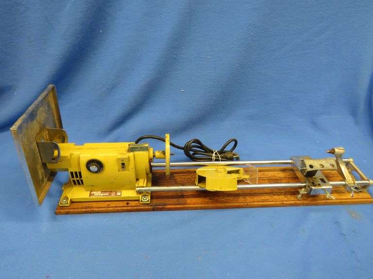 Shopmate Sabre-Lathe Model 2610, table folds to be used as a sabre-saw ...