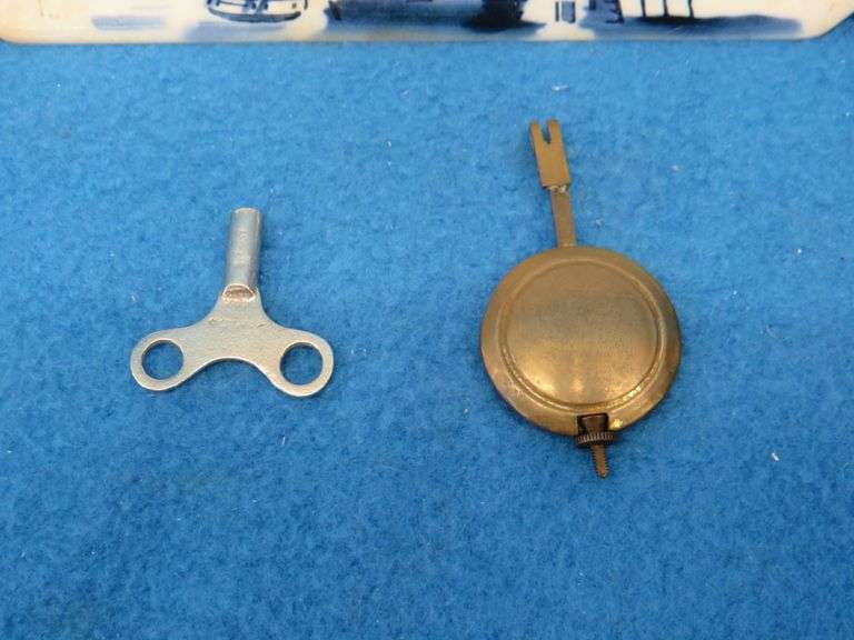 Delft German kitchen clock for parts or repair. Includes key and ...