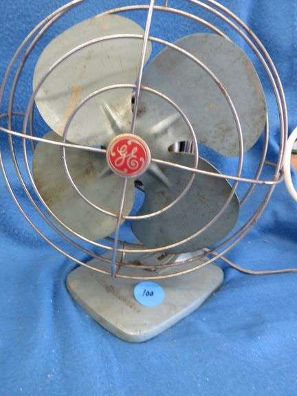 Vintage GE fan , Works - AAA Auction and Realty