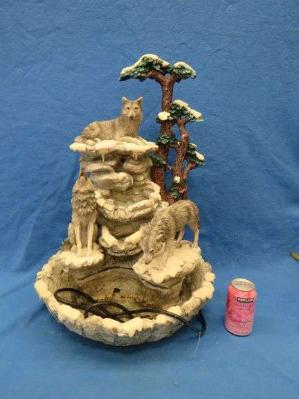 Wolf-themed resin water fountain. Owner states it works good. - AAA ...