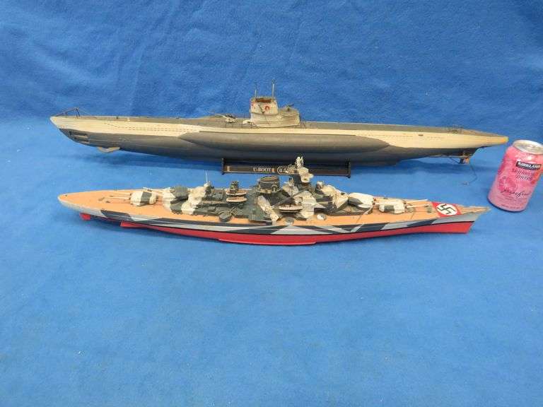 Two WW2 German ship models. The Bismarck and U-522. - AAA Auction and ...