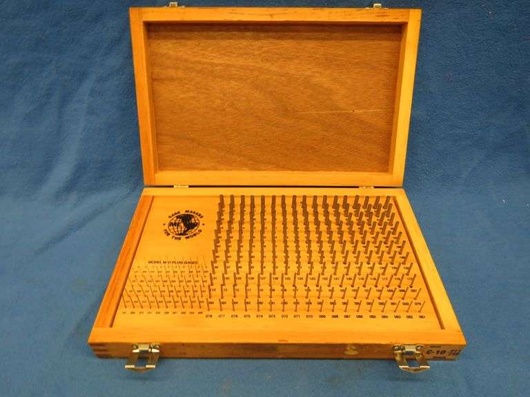 Complete set of Meyer Model M-O plug gauges. .011 thru .250 - AAA ...