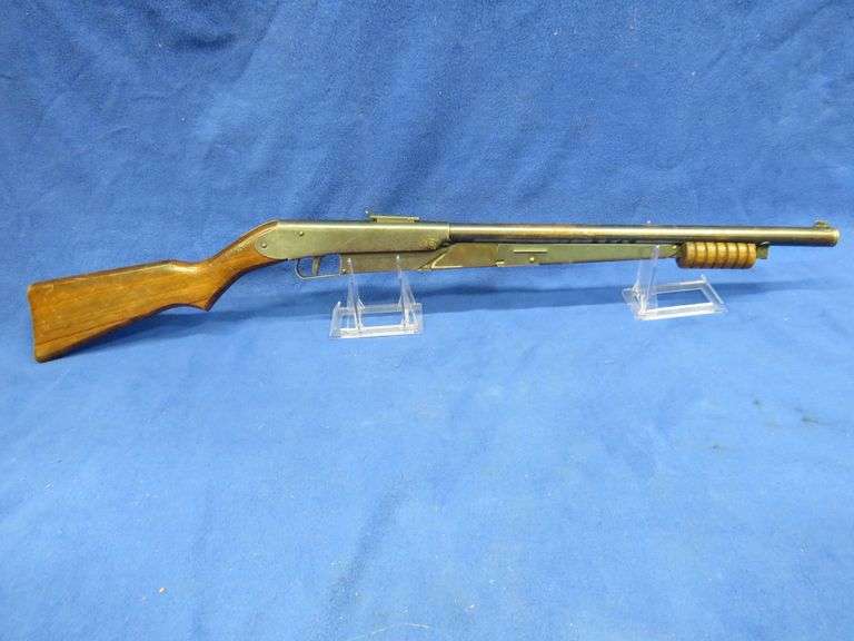 Daisy #25 pump BB gun with good compression - AAA Auction and Realty