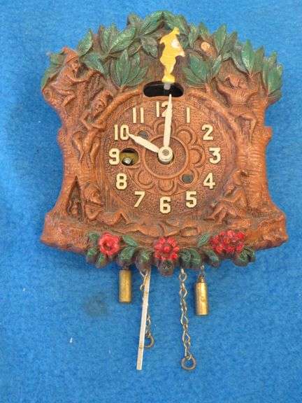 Vintage August Keebler Enchanted Forest clock. Untested - AAA Auction ...