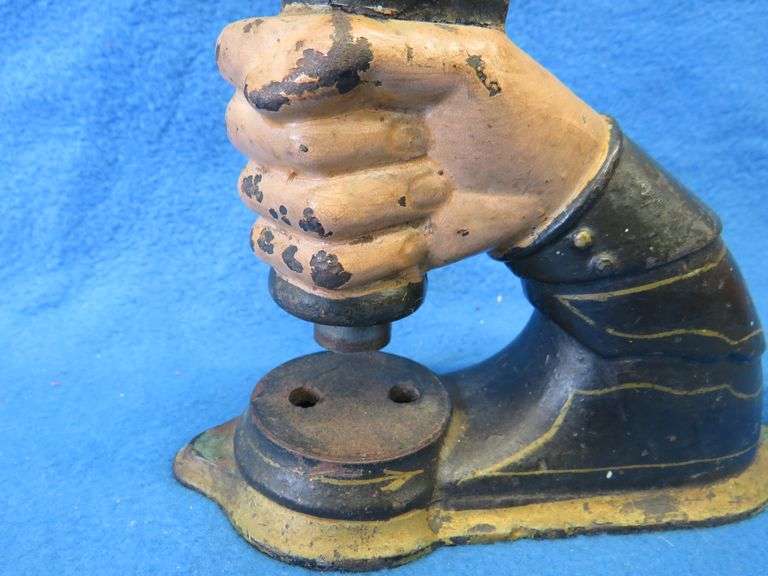 Antique cast iron hand-operated punch - AAA Auction and Realty