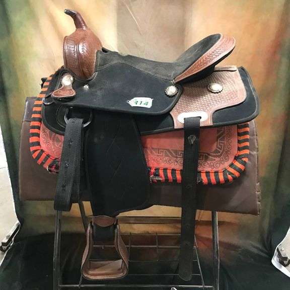 WESTERN-STYLE SADDLE - Auctions and Services Unlimited