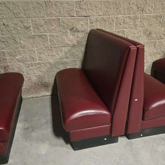 Maroon Vinyl Right Finished Booth - 48" x 25" x 42" - Acesbid