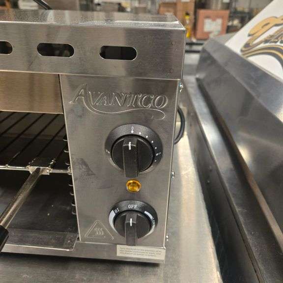 Avantco Counter Top Electric Cheese Melter - Model # 177CHSME241A - 120 ...