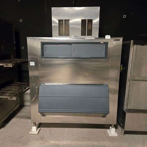 (1) Crystal Tips Ice Machine - Model # 701-FAS-161 - 115 Volts, 1 Phase ...