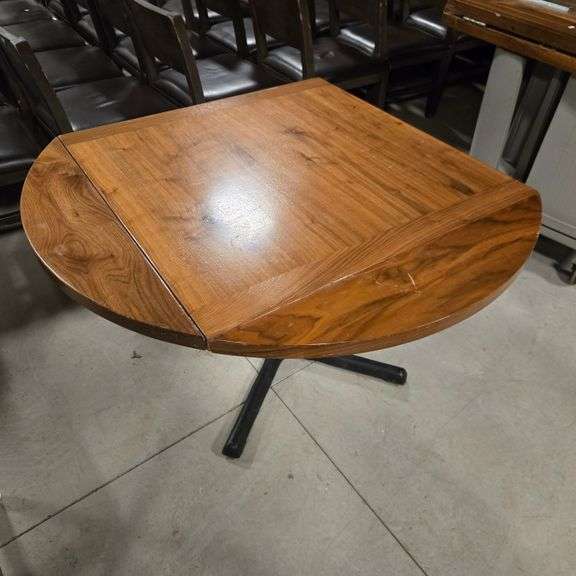 Round Butcher Block Dining Room Table with Extendable Sides and Cast ...