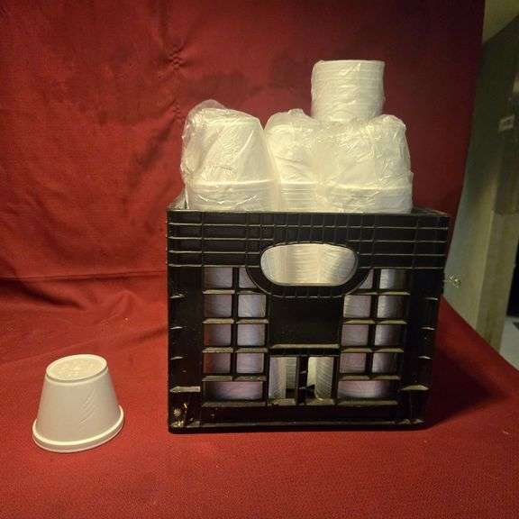 (8) New Sleeves of Styrofoam Cups - Acesbid