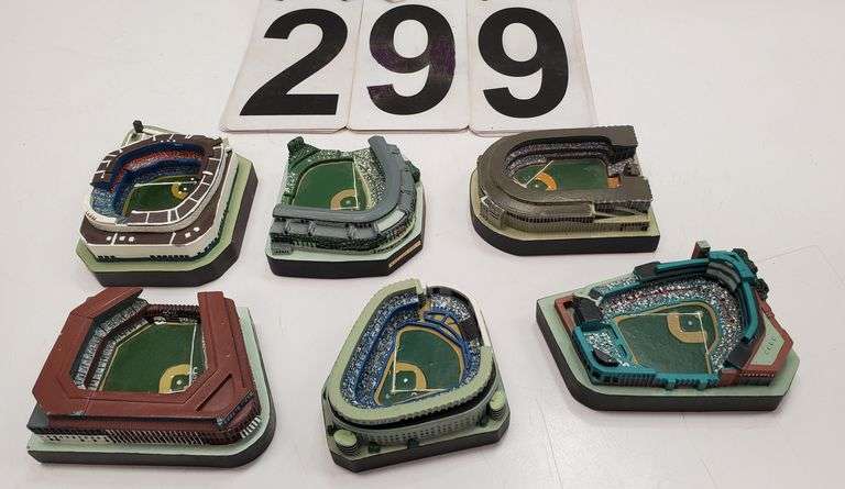 Sm Flat w/ Danbury Mint ~ Mini Replicas ~ Baseball Stadiums - Adcock ...