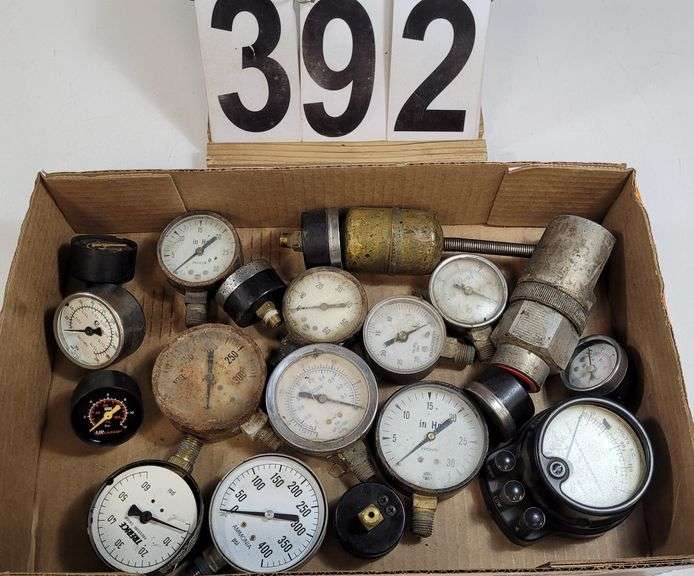 Flat Of Gauges - Adcock Britz Auctions