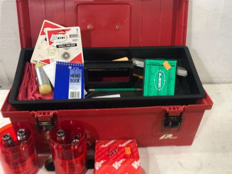 Plastic toolbox with reloading supplies. 3a - Lil Dusty Online Auctions ...