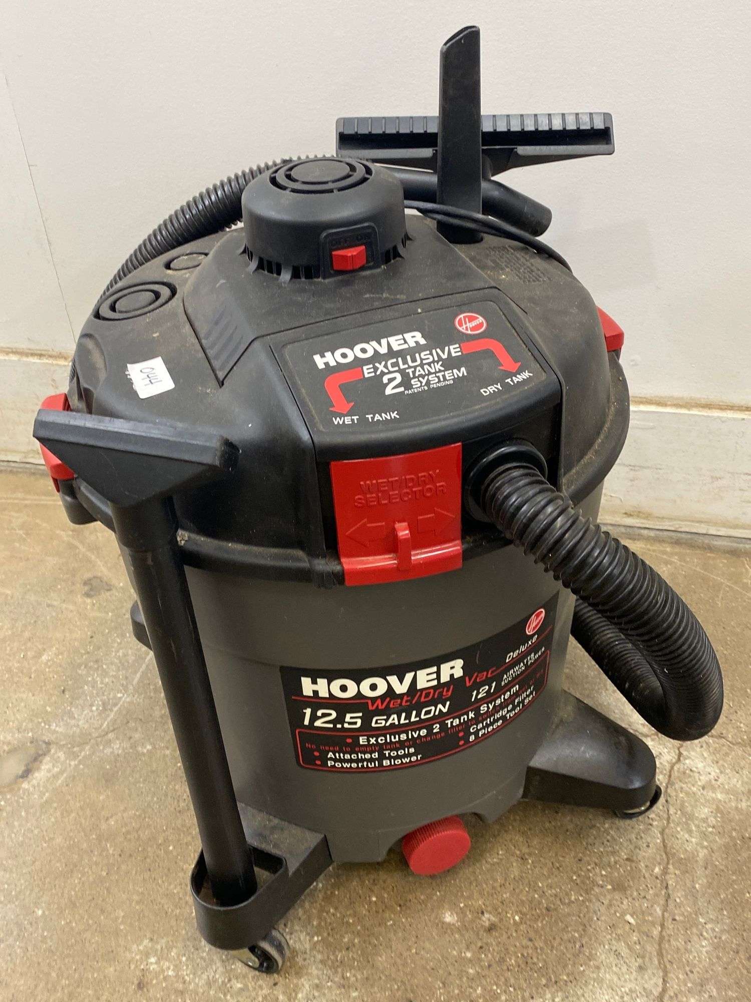 Hoover wet dry vac store