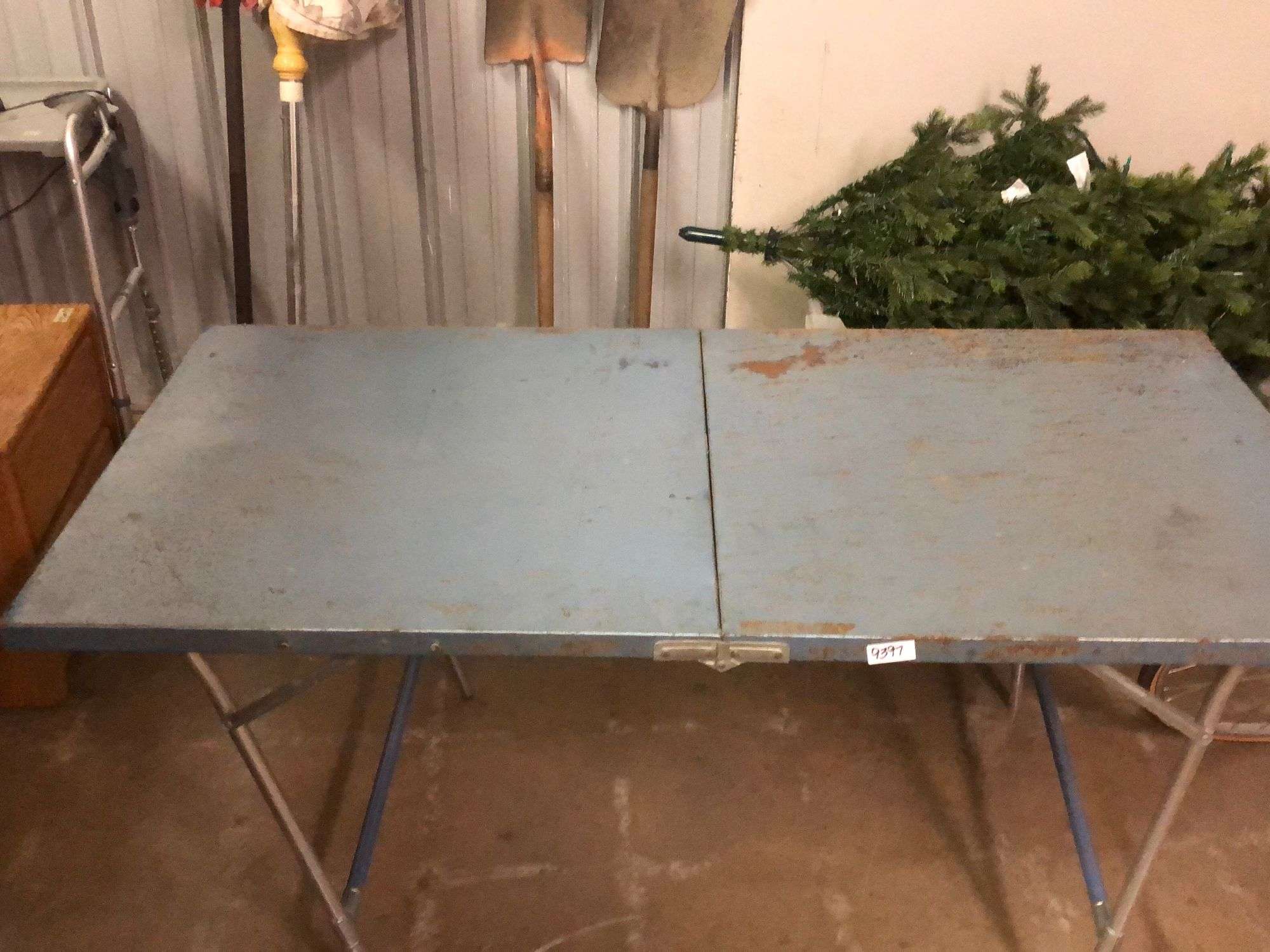 Metal folding table Lil Dusty Online Auctions All Estate Services LLC