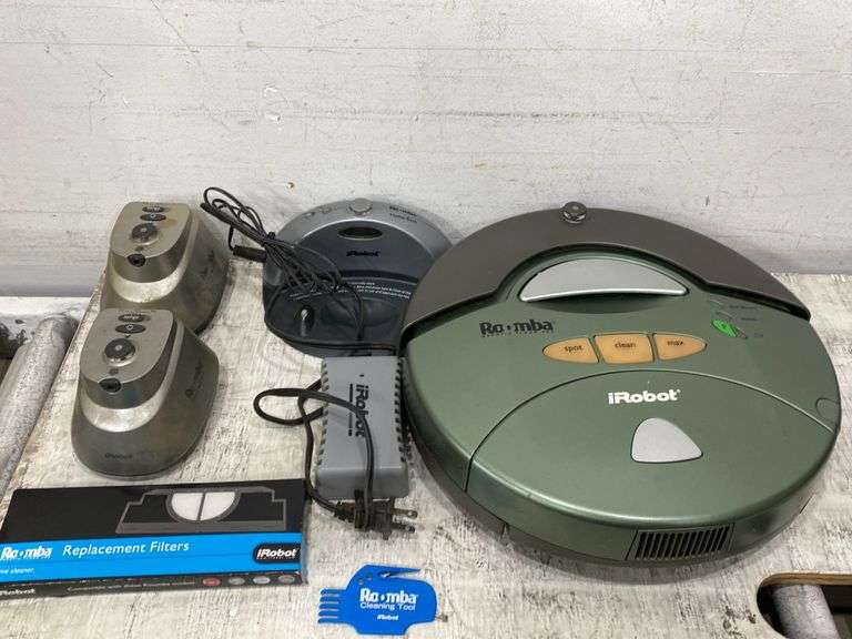 Roomba robotic floor vac, iRobot, model 4107. 2d - Lil Dusty Online ...