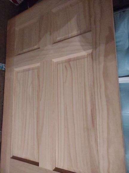 32 1/2 x 80 Wood door - Lil Dusty Online Auctions - All Estate Services ...