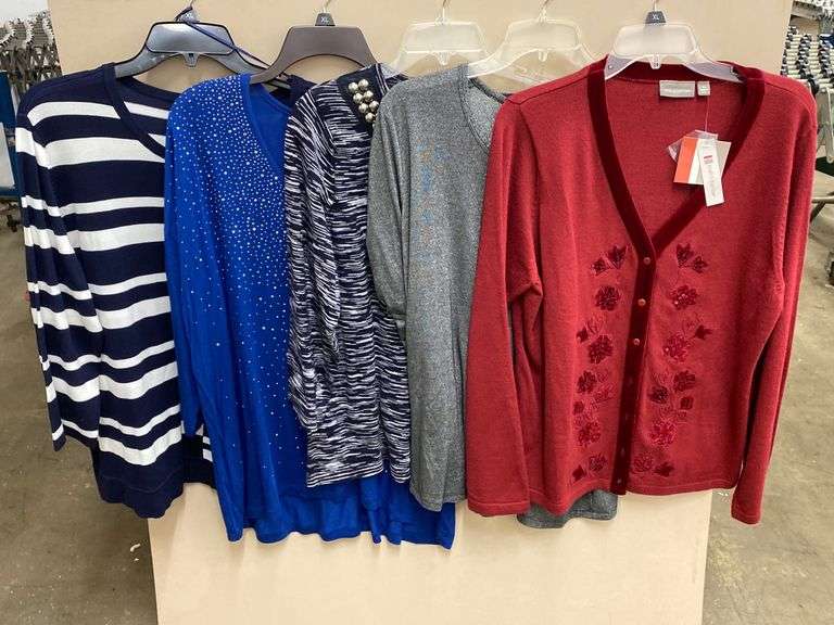 Women s tops Sag Harbor Croft Barrow Dana Buchman and more all size XL XL all NWT. 4d Lil Dusty Online Auctions All Estate Services LLC