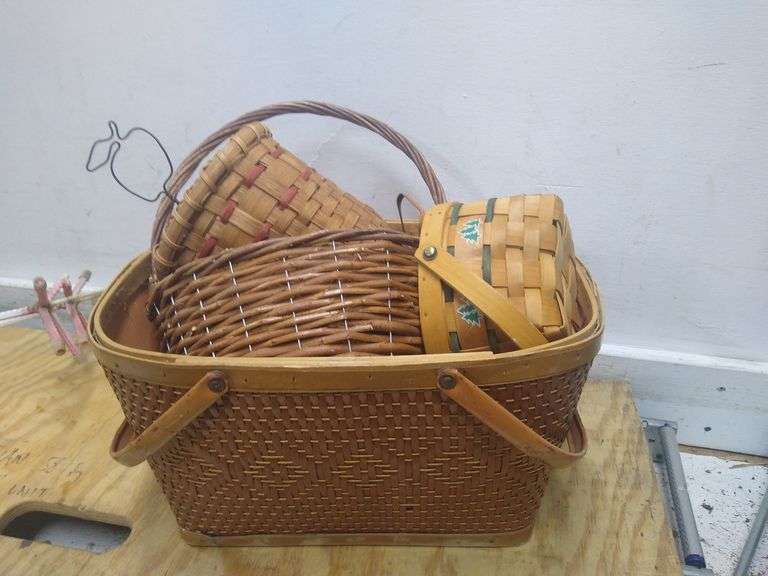5 baskets various sizes and styles.6e - Lil Dusty Online Auctions - All ...