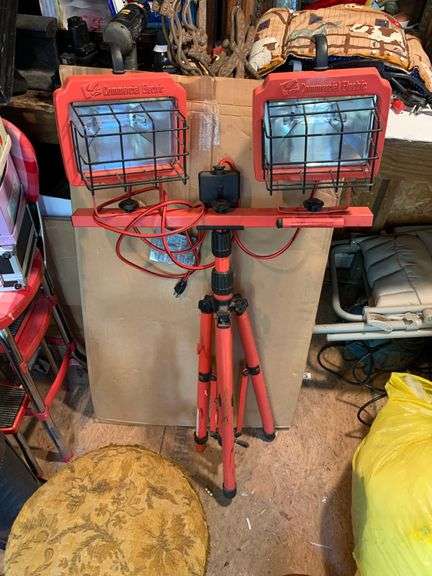 Commercial Electric Work Lights on Stand - Lil Dusty Online Auctions ...