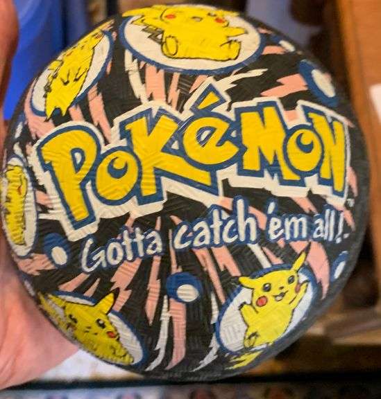 Vintage Official Pokemon Pikachu Rubber Kick Bounce Ball Hedstrom 1998 ...