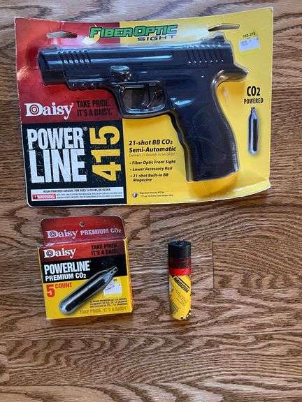 NEW 21 shot BB CO 2 fiber optic with cartridge and pellets - Lil Dusty ...