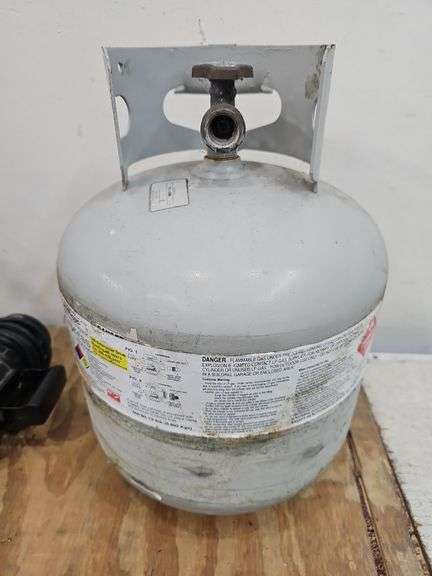 20 lb propane tank 1f - Lil Dusty Online Auctions - All Estate Services ...