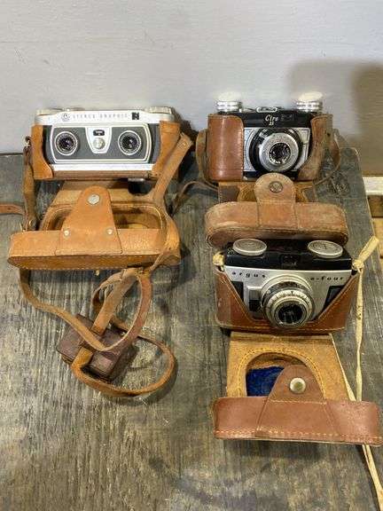 3 vintage 35mm cameras - Argus A-Four, Graflex Stereo Graphic, Ciro 35 ...