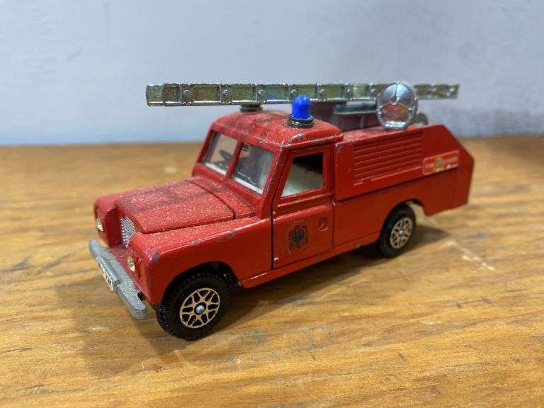 Die cast Dinky toy - Land River fire engine with ladder. 8c - Lil Dusty ...
