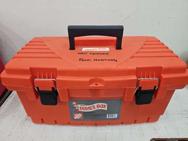 Homer box 19" tool box with contents 1d - Lil Dusty Online Auctions ...